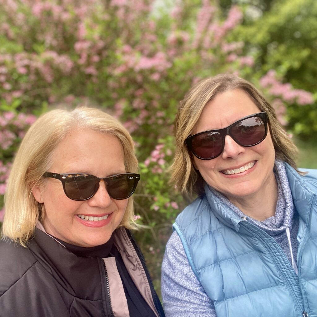 Using the Outfit Formula Among Friends | 05.05.2023 - Style Among Friends